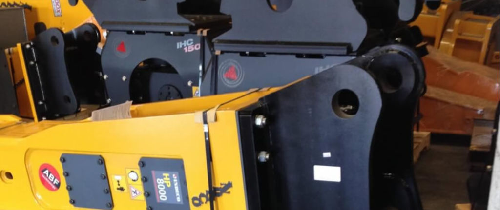 US - Excavator Mounting Brackets - Indeco Ind. SpA