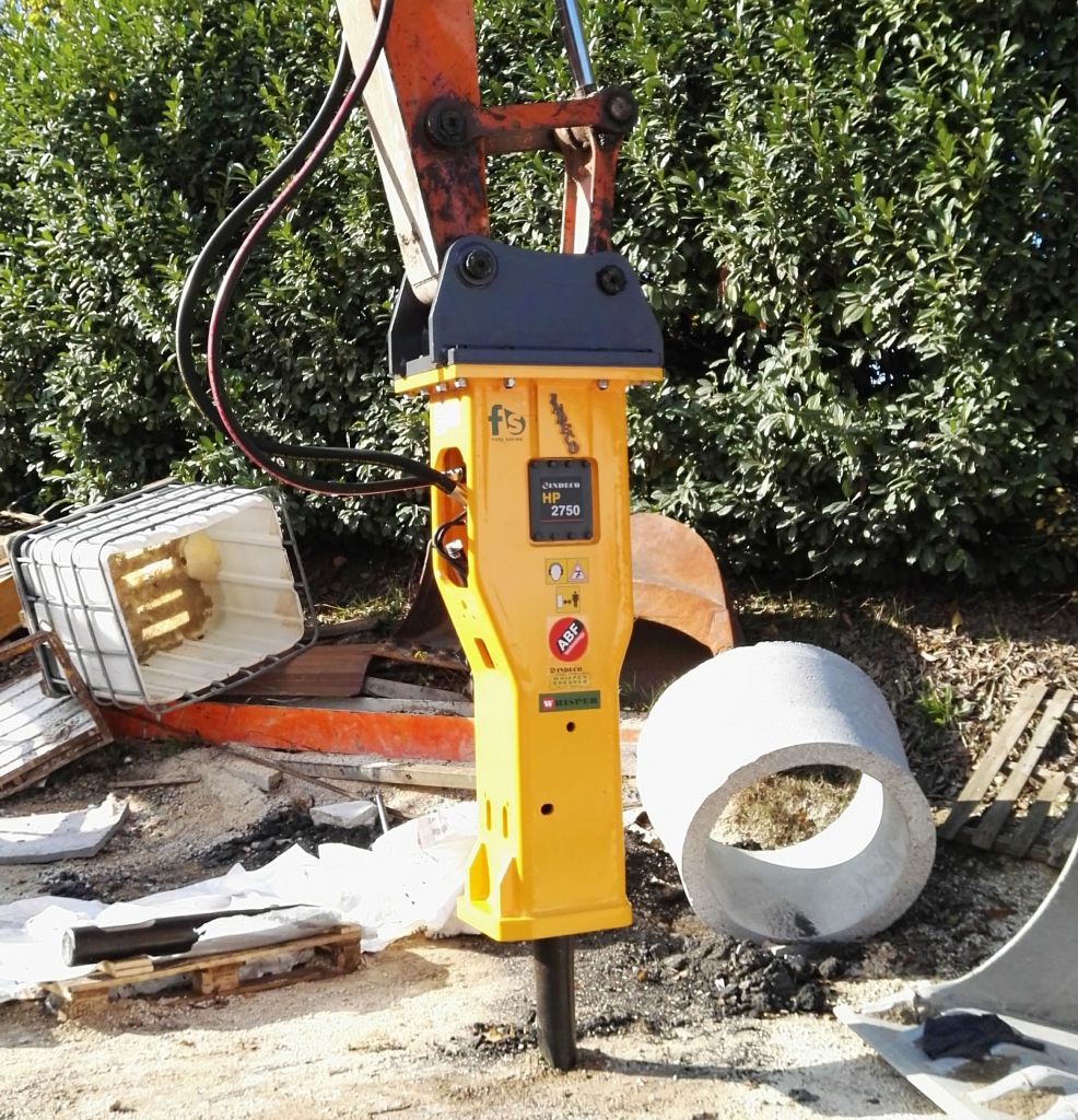 Indeco tools star at a jobsite near Venice - Indeco Ind. SpA