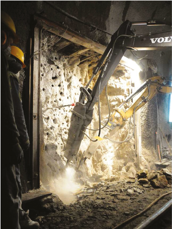 Two Indeco breakers refurbishing a set of tunnels - Indeco Ind. SpA